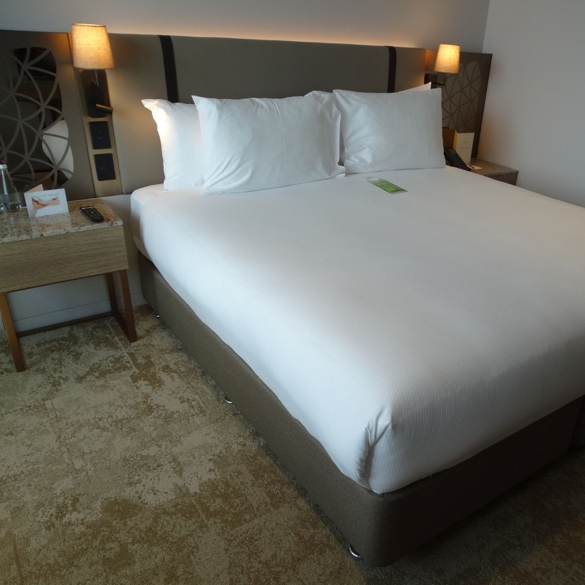 Hotel Grand Chancellor - INZIDE